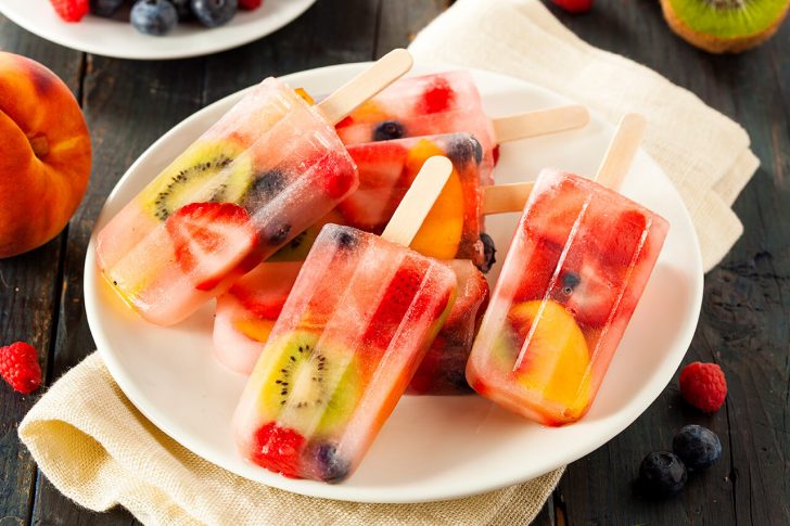 PICOLÉ SALADA DE FRUTAS