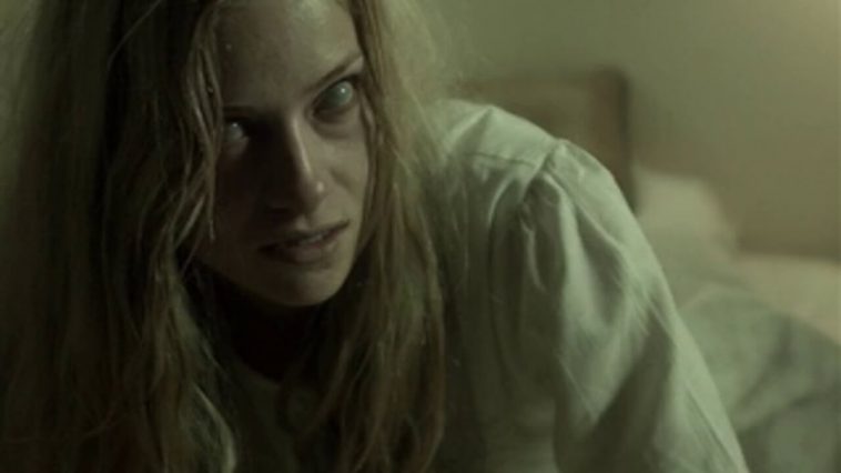 7 Filmes Aterrorizantes De Exorcismo Para Ver Na Netflix (e Não ...